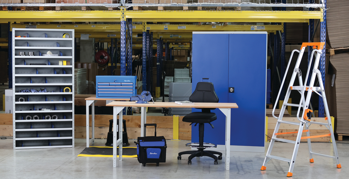 Escabeau professionnel aluminium avec rampe - Manutan - Manutan.pt